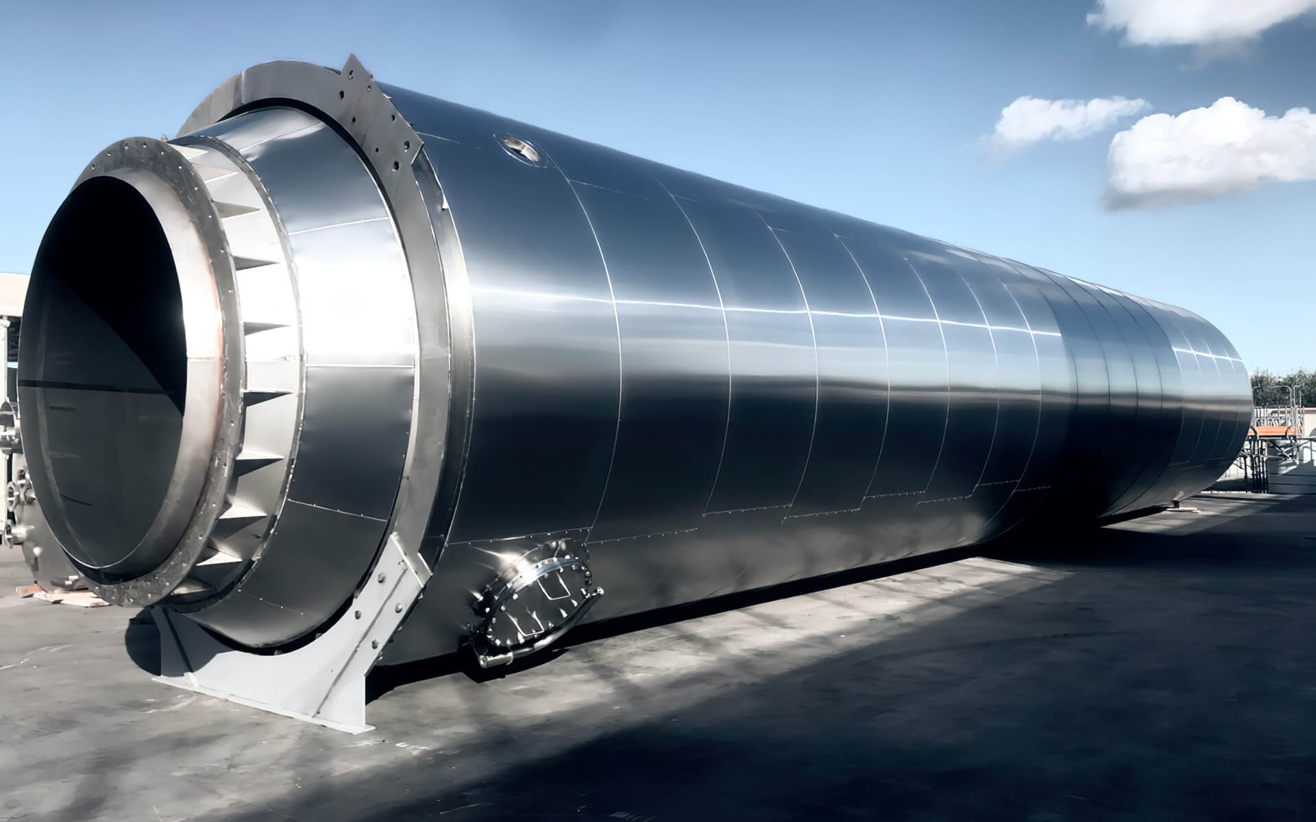 Plastic granule storage silos – SteelTech srl